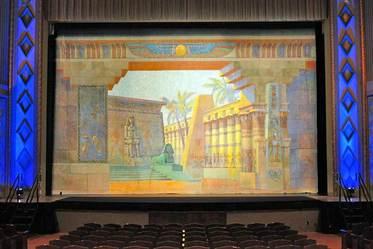 Egyptian Theatre, DeKalb