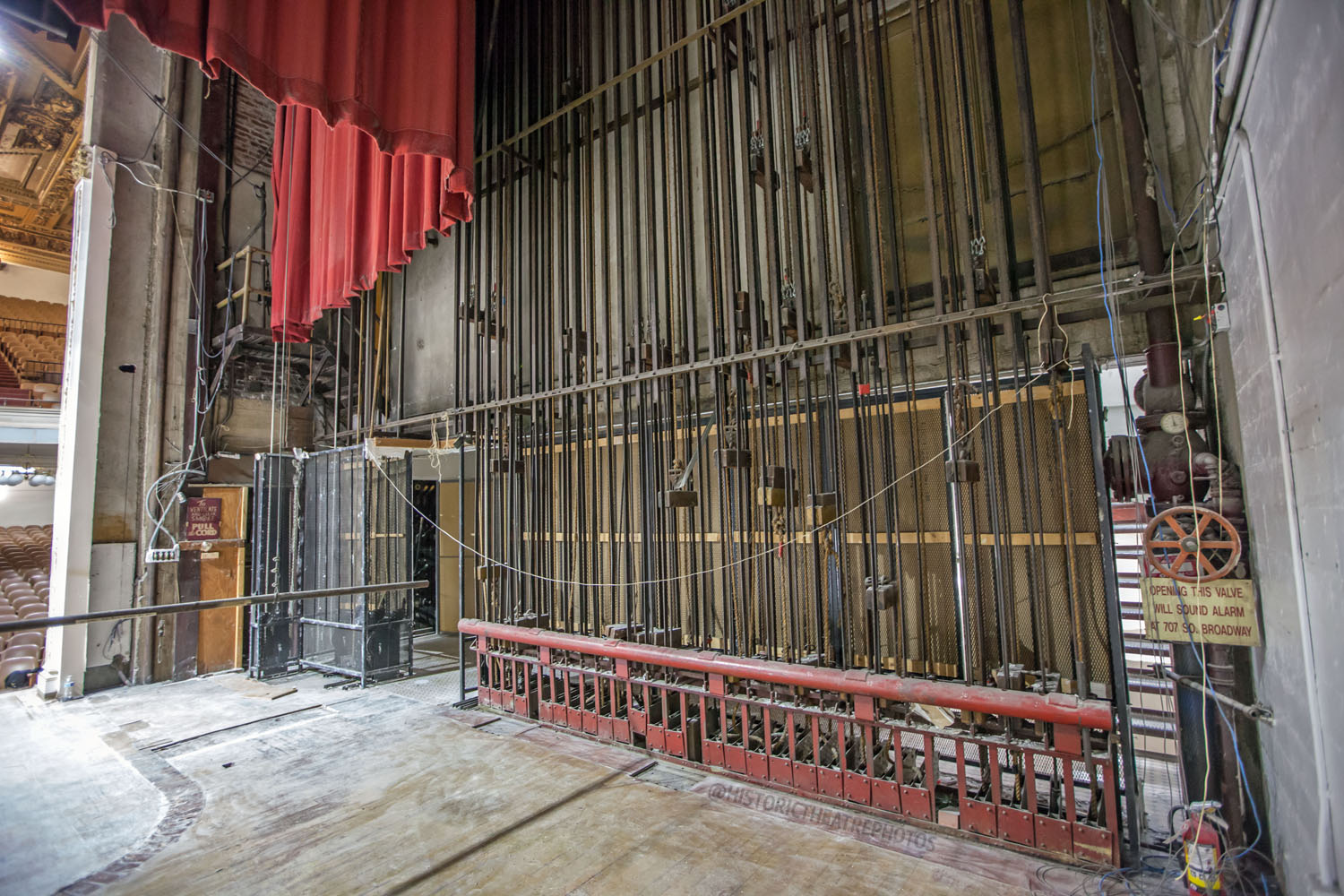 State Theatre, Los Angeles - Historic Theatre Photography